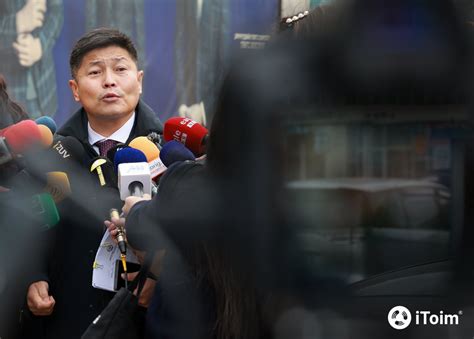 Х Нямбаатар Урт цагааныг нийтийн эзэмшлийн ногоон байгууламж болгох эсэхийг иргэдээс асууна