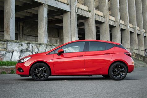 Ženský Test Opel Astra 14 Turbo Cvt Portál řidiče