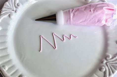 Sugar Bea S Blog Royal Icing How To