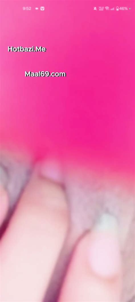 Beautiful And Cute Gf Showing Her Bushy Breasts And Pink Pussy Closely👅💦