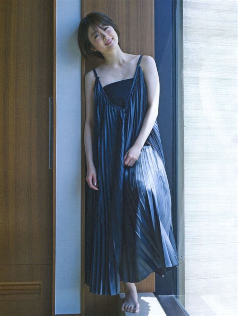 Hina Higuchi Feet 7 Photos Sexy Feets Celeb Feets