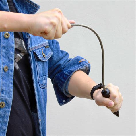 Stinger Whip Car Emergency Tool With Seat Belt Cutter And Window