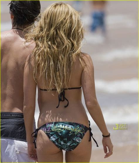 7 Hot Ashley Tisdale Bikini Pics