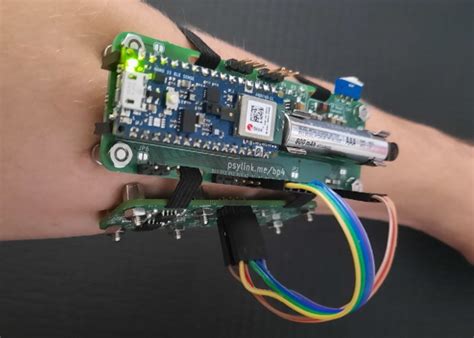 psylink non invasive emg neural interface geeky gadgets