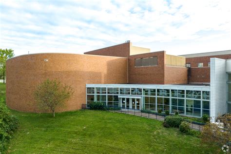 Marquette Sr High School In Chesterfield Mo
