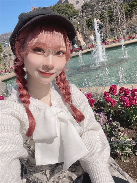 あかし ふうか🍒 On Twitter やっほやっほ〜〜〜ꪔ̤̮ 撮影会始まってます！ 冬でも公園めっちゃ綺麗🥺💐