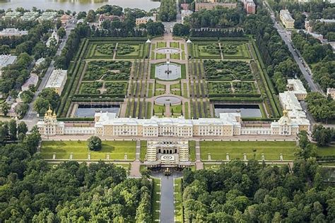Top 10 Interesting Facts About Peterhof Palace Discover Walks Blog
