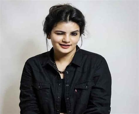 Arshi Bharti Shandilya Wiki Biography Dob Age Height Weight Affairs And More