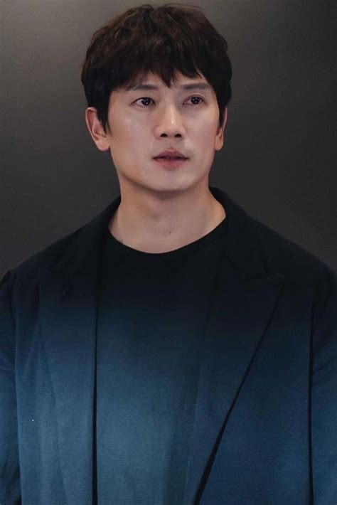 Pin By Harya On Ji Sung Ji Sung Actors Singing