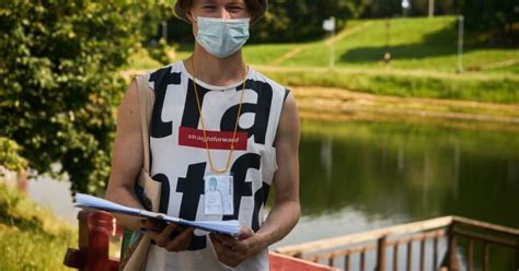 At Odds Idiom Meaning And Origin The Village Idiom