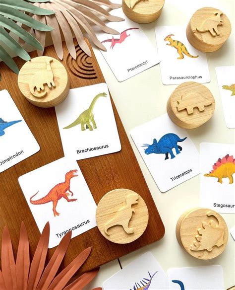 Dinosaures Pâte à Modeler En Bois Dérable Jeu De Tampons Dinos