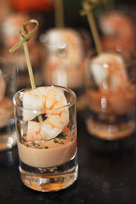 How Perfect Are These Mini Shrimp Cocktail Shots Fscairofr
