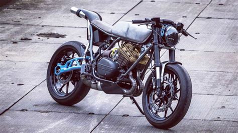 Yamaha Rd 350 Modified The Classicaly Modified Yamaha Rz 350 2