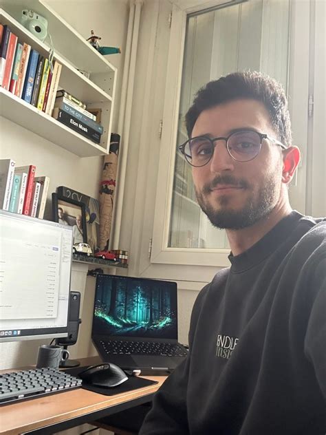 Salah Islem Mousli Medium