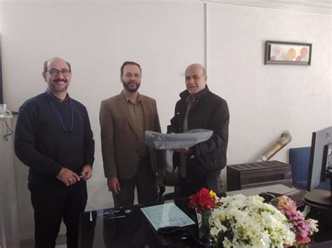 تقدیر مدیر کل کانون پرورش فکری استان از آقای اسماعیل رهنما جانباز جنگ