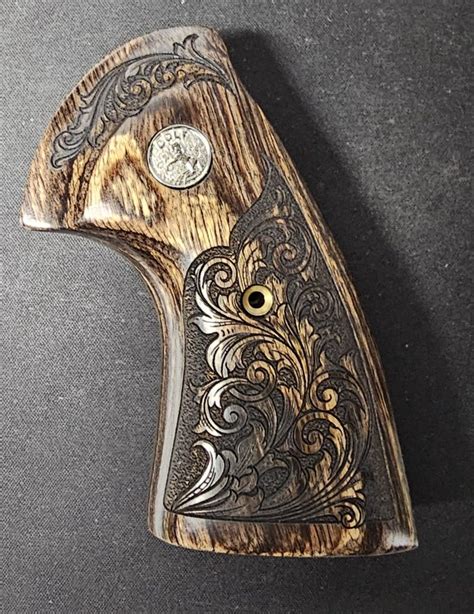 Colt Python Anaconda Post 2020 Target Walnut Scroll And Medallions