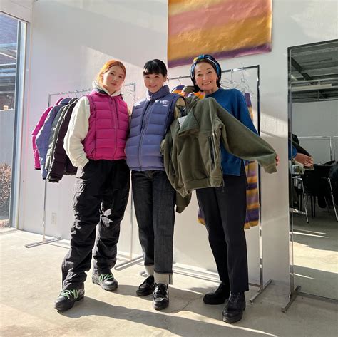 岡田美里 皆さま、あらためまして今年もよろしくお願いいたします！ しばらくこちらにいますので毎晩、ゆるくインスタライブをしてみたいと思い