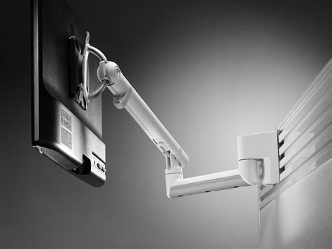 Flo Dynamic Monitor Arm Office Accessories Burgtec