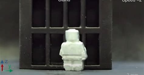 robot made of shape shifting matter liquefies to escape jail
