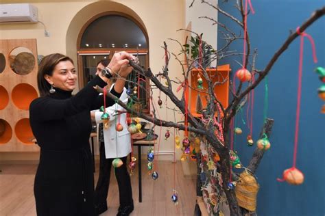 Աննա Հակոբյանի պաշտոնական կայք