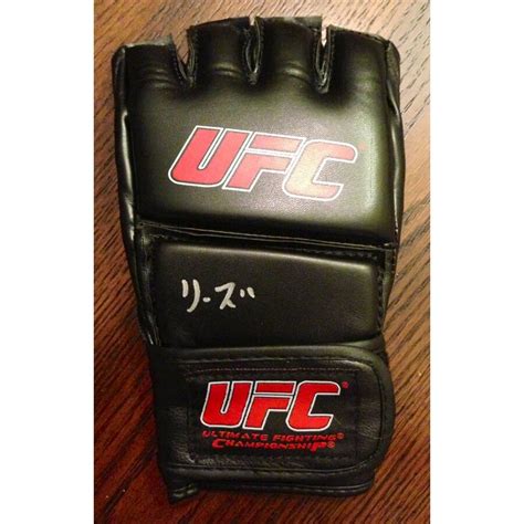 Liz Carmouche Visitchile Cl