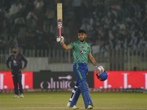 Usman Who Left The Uae And Returned To Pakistan Was Banned Uae सोडून पाकिस्तानात परतलेल्या