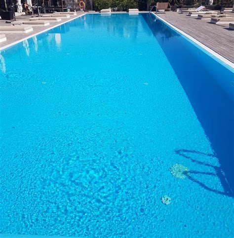 საცურაო აუზების მოვლა