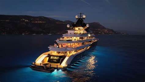 Le Superyacht Kismet De 122 M Remporte Le Titre De Yacht De Lannée