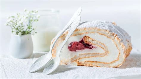 Меренговый рулет пошаговый рецепт