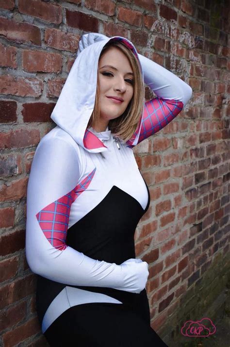 Spider Gwen Cosplay By Geek En Chic Photo By Cloudykatephotography R Cosplaygirls