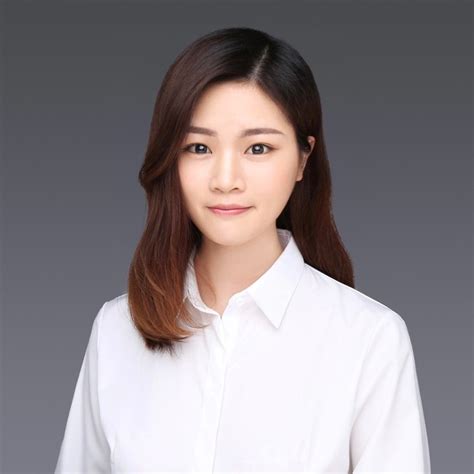 Shelly Zhang Digital Marketing Manager Azazie Inc Linkedin