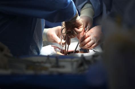 필수 의사는 중과실 없으면 의료 사고 일으켜도 기소 안한다