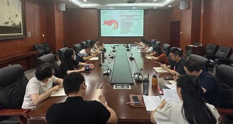 我校召开党委理论学习中心组理论学习暨党纪学习教育专题读书班结业式 武汉传媒学院