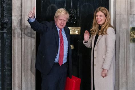 Boris Johnson A Devenit Tată Logodnica Sa A Născut Un Băiețel Libertatea