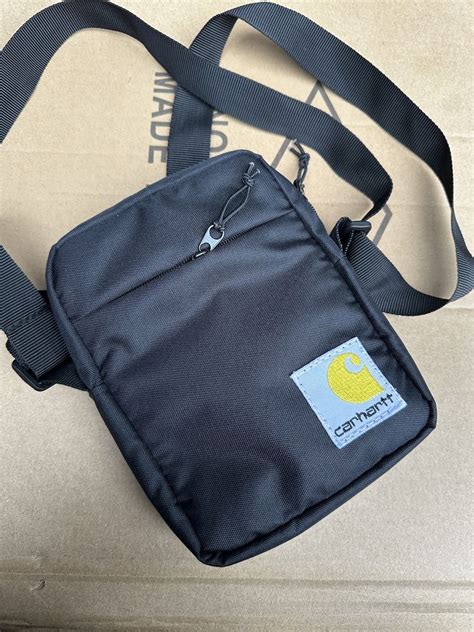 Сумка месенджер carhartt: 199 грн. - Сумки через плечо Черновцы на Olx