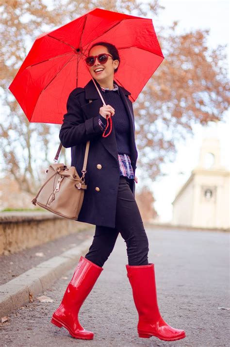 Qué Look Ponerte Para Un Día De Lluvia Moda Lluvia Outfit Lluvia