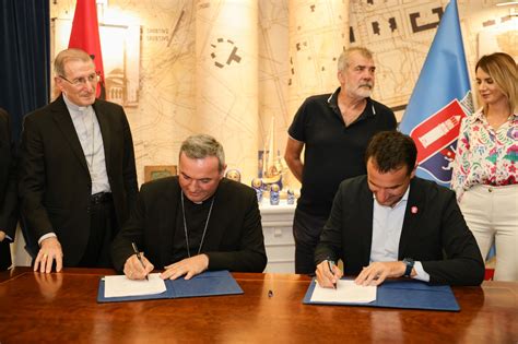 Në Ditën E Shenjtërimit Të Nënë Terezës Veliaj Jep Lajmin E Mirë Një ëndërr E Madhe Po Bëhet