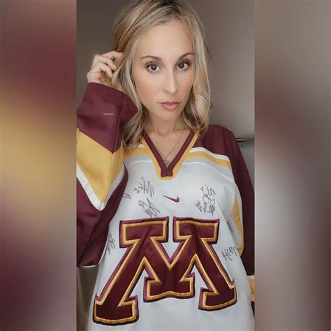 Photo N°4 Bonne Journée Des Vétérans De La Star Donlyfans Allie Rae