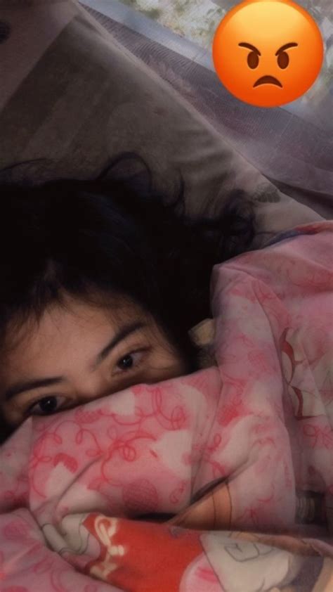 Pin On Cute Selfies Poses