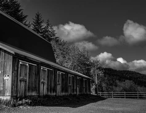 No Trespassing Pixii A2572 In Monochrome Mode Voightlande Flickr