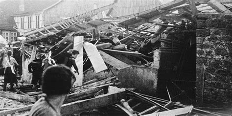 10 Kristallnacht Photos That Capture The Horror Of The Night Of Broken