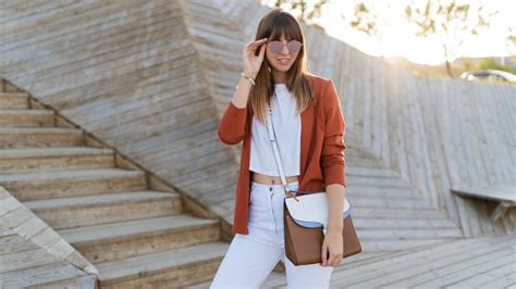 Outfit Casual 3 Ideas Con Prendas Básicas Para Lucir A La Moda En Esta