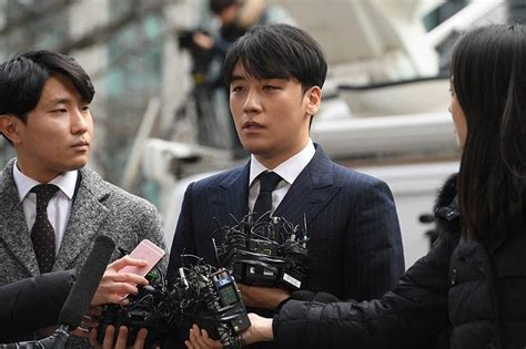 Ft Islands Choi Jong Hoon And Highlights Yong Jun Hyung Embroiled In