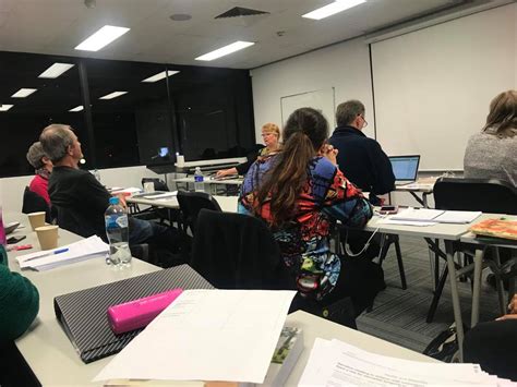 Сэтгэл зүйч гэж хэн бэ Эхний зураг бол манай сэтгэл зүйн Counselling магистрын ангийнхан Энэ