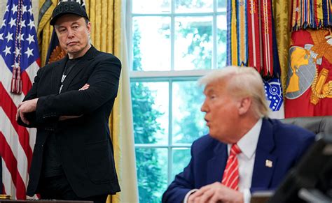 ထရမ့်ပ်၏ အခွန်နှင့် အသုံးစရိတ် ဥပဒေကြမ်း ‘စက်ဆုပ်ရွံရှာဖွယ်ကောင်း ဟု မတ်စ်ခ် ဝေဖန်