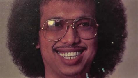 แดง เพรสซิเดนท์ ผู้แต่งเพลงสาวบางโพ ป่วยสมองตาย เข้าไอซียู