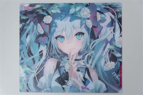 Wallhack Sp 004 Hatsune Miku レビュー：初音ミクとコラボレーションした定番ガラスマウスパッド Xrosshair