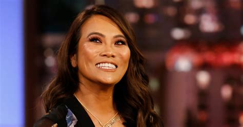 Dr Pimple Popper Net Worth How Much Sandra Lee Makes
