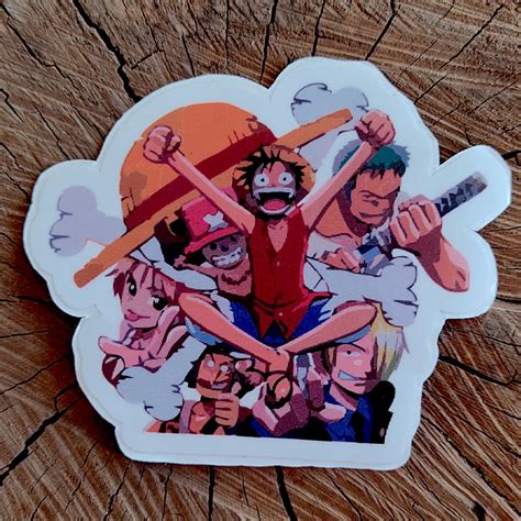 محصولات انیمه وان پیس با بهترین کیفیت و مناسب ترین قیمت