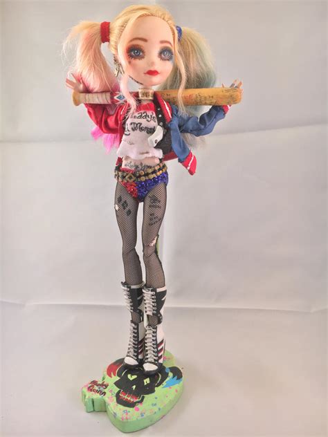 Custom Suicide Squad Harley Quinn By Downtownpunk On Deviantart